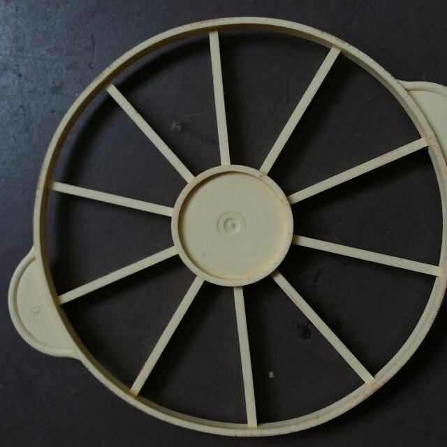 Cake Wheel, TV & Home Appliances, Kitchen Appliances, Other Kitchen ...
