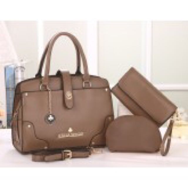Grade Handbeg, Women's Fashion, Bags & Wallets, Tote Bags on Carousell