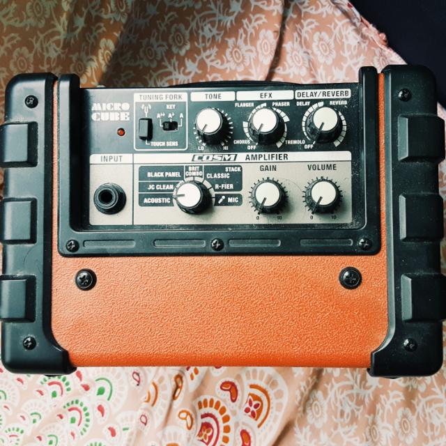 Roland Microcube Hobbies And Toys Music And Media Musical Instruments On Carousell