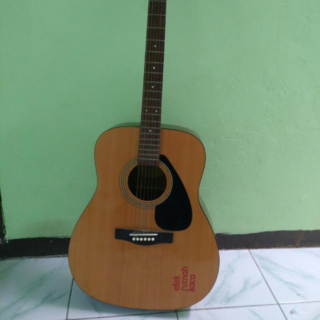 Yamaha F310, Musik & Media, Alat di Carousell