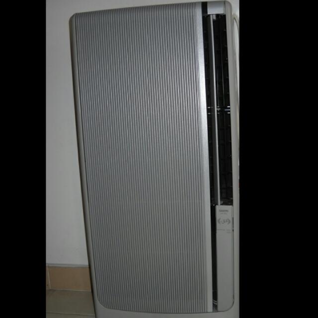 SANYO CASEMENT AIRCON UNIT(SAC 88 S), TV & Home Appliances, Air ...