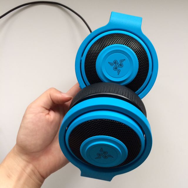 RAZER HEADPHONES IN BLUE, Audio, Headphones & Headsets on Carousell
