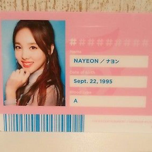 [WTT ONLY] Japan Debut Nayeon ID Card, Hobbies & Toys, Memorabilia ...