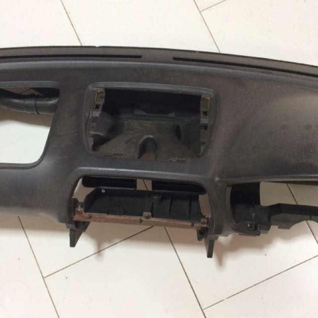 07 Subaru Wrx Dash Board, Car Accessories on Carousell
