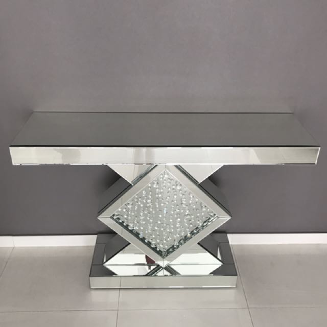 Branded And Beautiful Display table For Sale!, Furniture & Home Living ...