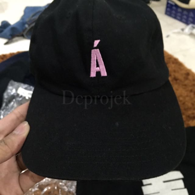 Deva States Cap & Unbranded Love Hand Sign Cap, Fesyen Pria, Aksesoris ...