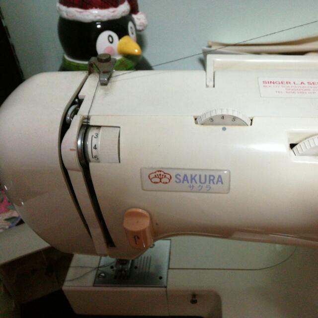 Sakura Model 9515 Sewing Machine, Hobbies & Toys, Stationery & Craft ...