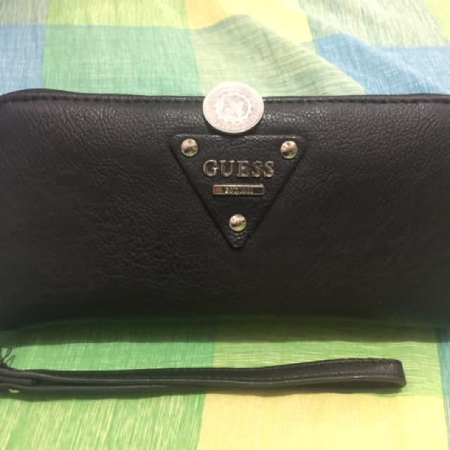 Guess Long Wallet, Women's Fashion, Bags & Wallets, Wallets & Card ...