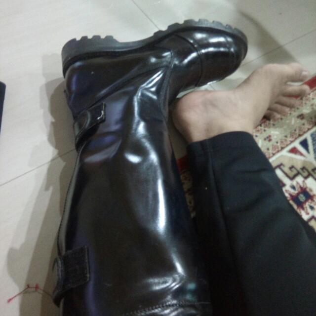 Traffic Police Type Of Safety Boots (Diff Model), Everything Else on ...