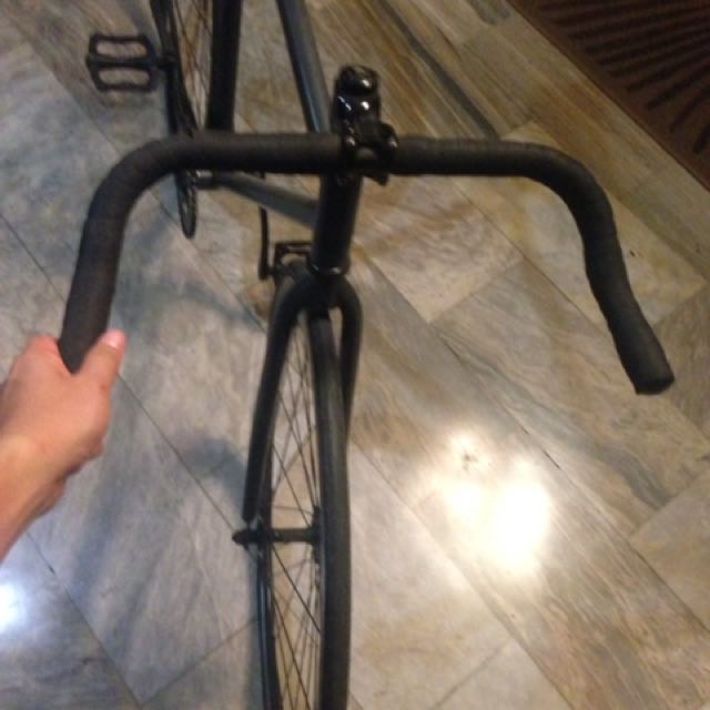 FIXIE CELT 2015 Bike, Sports Equipment, Bicycles & Parts, Bicycles on Carousell