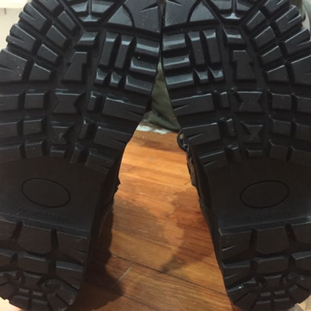 SCDF USAR Boots US 10, Men's Fashion, Footwear, Boots on Carousell