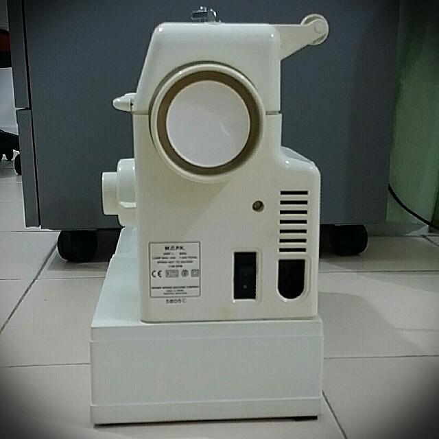 SINGER Sewing Machine 5805C, TV & Home Appliances, Washing Machines and ...