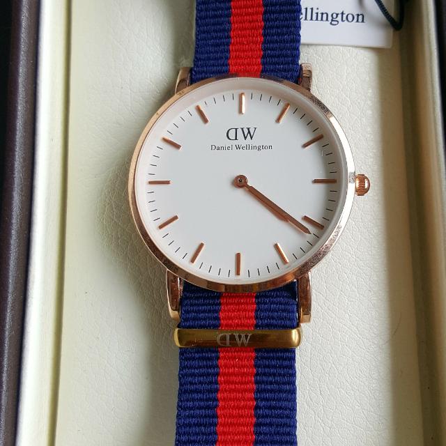 DW Watch, Mobile Phones & Gadgets, Wearables & Smart Watches on Carousell