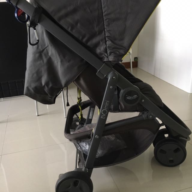 Graco Evo Mini Stroller, Babies & Kids, Going Out, Strollers on Carousell
