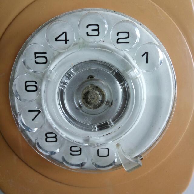 Vintage 70s A.W.A. Rotary Telephone Set . Made in Australia, Hobbies ...