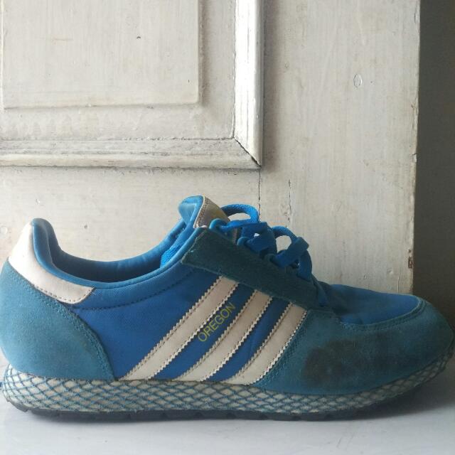 Adidas Oregon Original Size 42, Fesyen Pria, Sepatu di Carousell