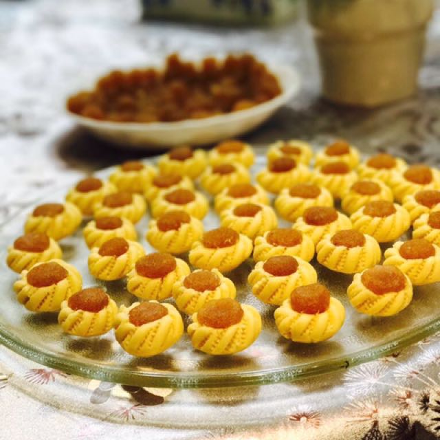 PINEAPPLE TART (KUEH TART)☺️, Food & Drinks, Homemade Bakes on Carousell