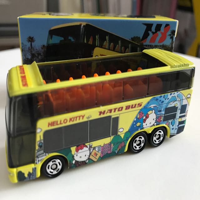 Customised sticker-on Hello Kitty Tokyo Tower and Tokyo Sealife ...