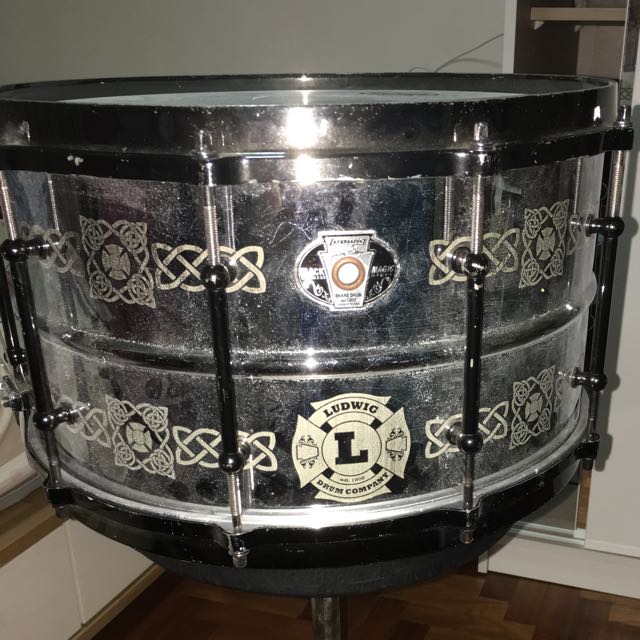 14" X 8" Ludwig Black Magic Jim riley signature Snare, Hobbies & Toys ...