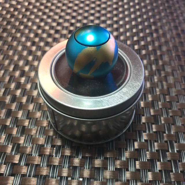 Globe Fidget Spinner, Hobbies & Toys, Toys & Games on Carousell