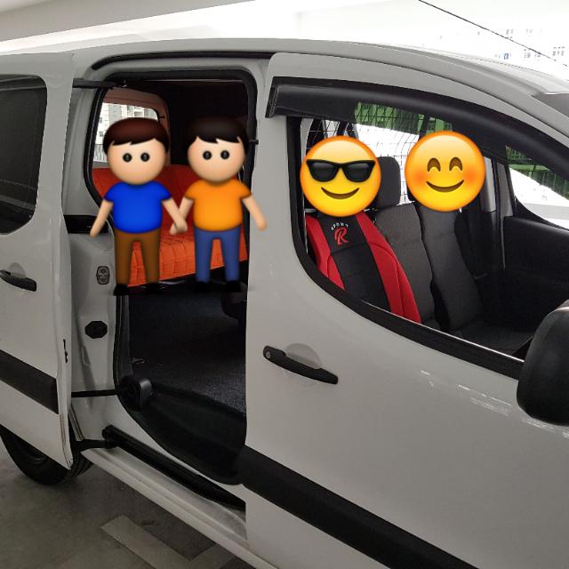 Hitch A Ride/ Vanpool/ Van Hitch/ Transport/ Ferry Van/ Grab/ Uber ...