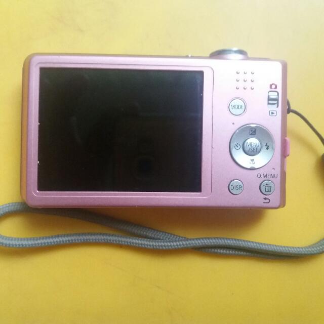 Panasonic Lumix DMC- FH2 14mp, Photography, Video Cameras on Carousell