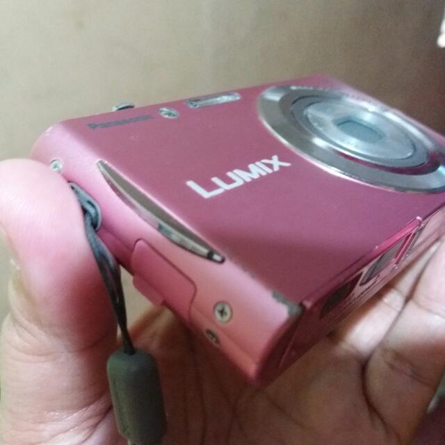 Panasonic Lumix DMC- FH2 14mp, Photography, Video Cameras on Carousell