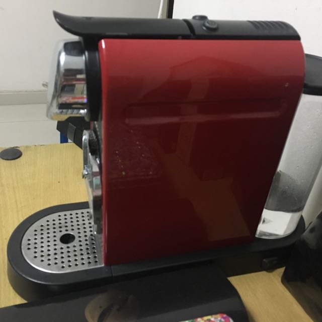 Nespresso Machine - Citiz, TV & Home Appliances, Kitchen Appliances ...