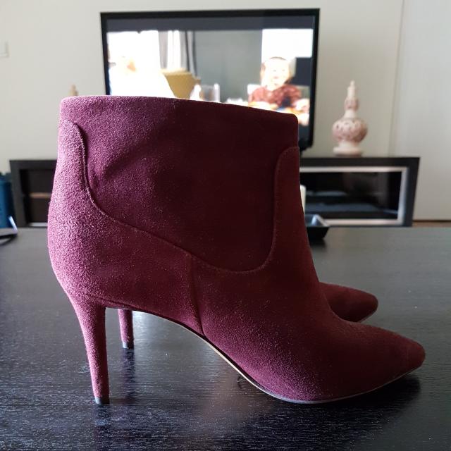 Nina West Boot, Women's Fashion, Footwear, Boots on Carousell
