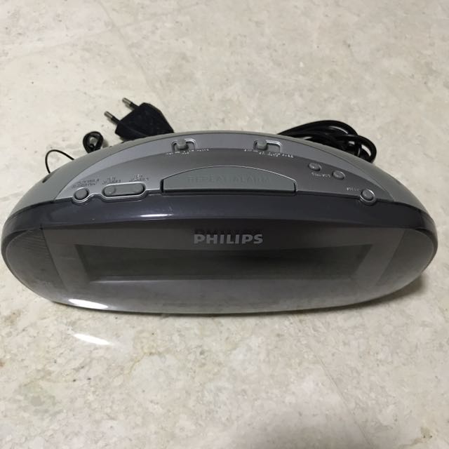 Philips Digital Clock Alarm Radio, Furniture & Home Living, Lighting ...