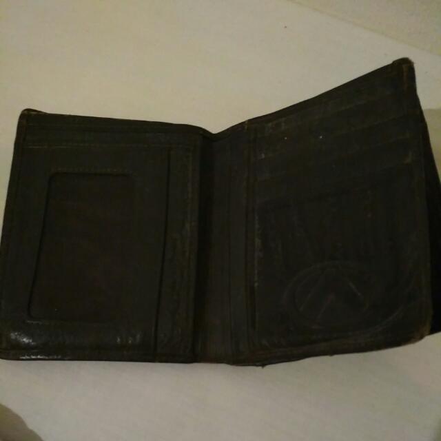 Dompet EIGER Kulit, Fesyen Pria, Tas & Dompet di Carousell