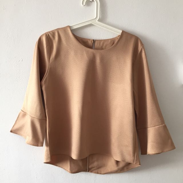 Shiny Gold Top, Women's Fashion, Tops, Blouses on Carousell
