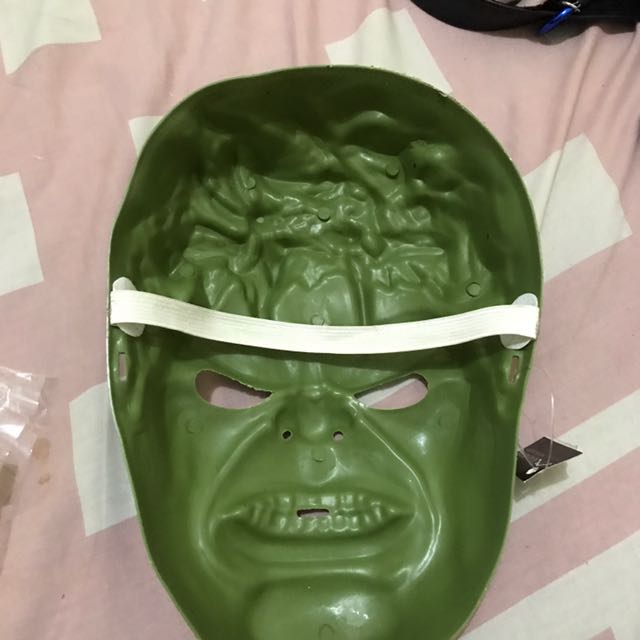 Topeng Hulk, Toys & Collectibles, Mainan di Carousell