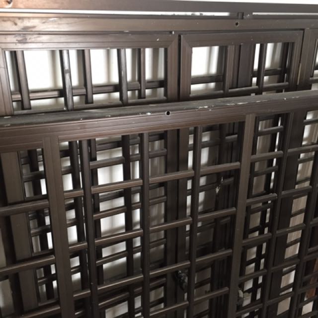 3 Safety Window Grills Hdb With Lock And Keys, Furniture & Home Living ...