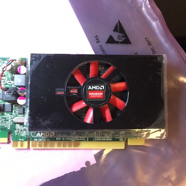 AMD radeon R7 350x, 4G ram video graphic card, 電腦＆科技, 手提電腦 - Carousell
