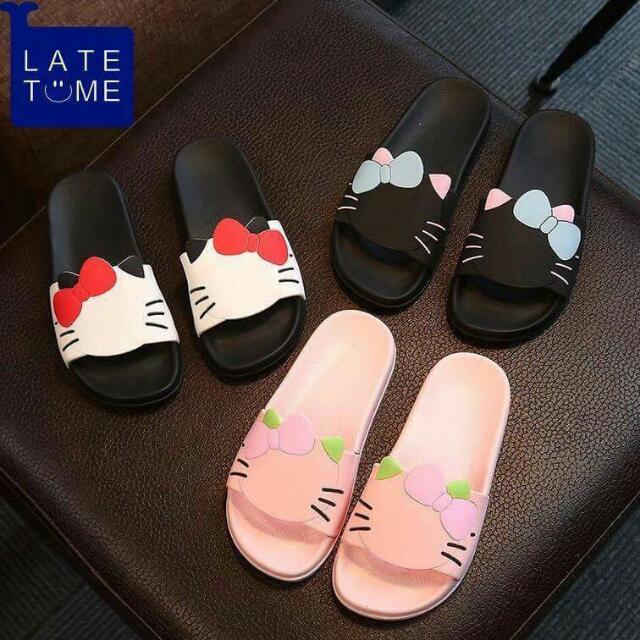 Hello Kitty Slipper, Women's Fashion, Footwear, Slippers and slides on ...