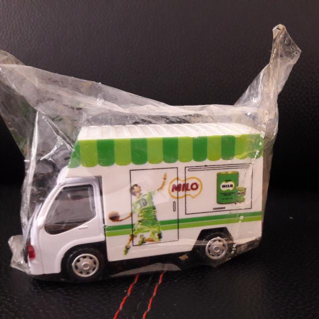 Miniature Milo Van, Hobbies & Toys, Toys & Games on Carousell