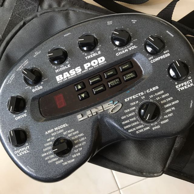 Line 6 Bass POD + Floor Board, Hobbies & Toys, Music & Media, Music ...