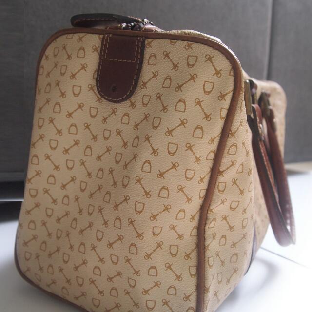 'WHY' Bag, Women's Fashion, Bags & Wallets, Tote Bags on Carousell