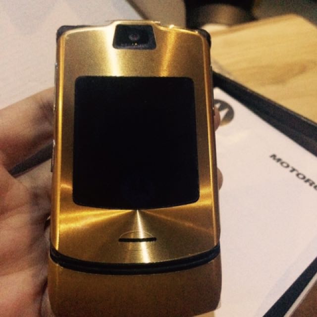 Classic Motorola razr v3i, Mobile Phones & Gadgets, Mobile Phones ...