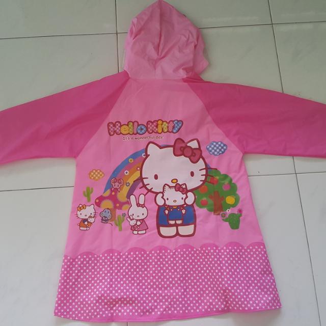 Hello Kitty Raincoat, Babies & Kids, Babies & Kids Fashion on Carousell