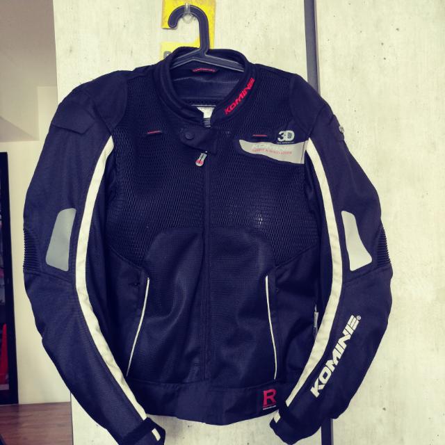 Komine Authentic 3D R-Spec, Size: Europe L, Japan XL, Motorcycles, Motorcycle Apparel on Carousell