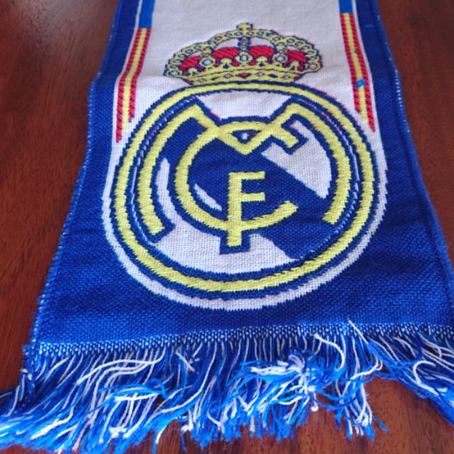 Official Real Madrid Scarf, Sports Equipment, Exercise & Fitness ...