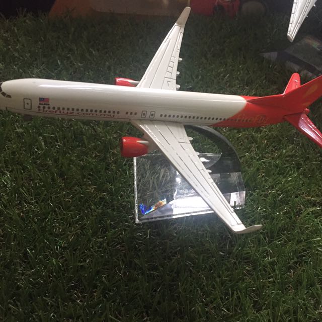 Firefly Airlines B737-800, Hobbies & Toys, Collectibles & Memorabilia ...
