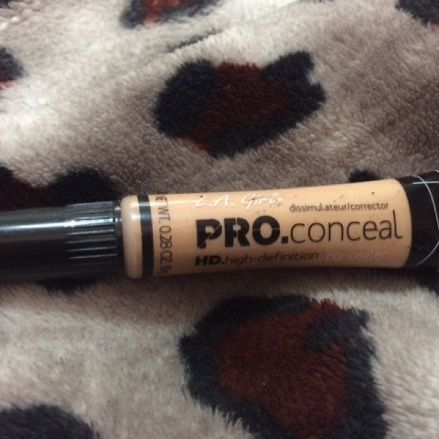 Corrector, Kesehatan & Kecantikan, Rias Wajah di Carousell