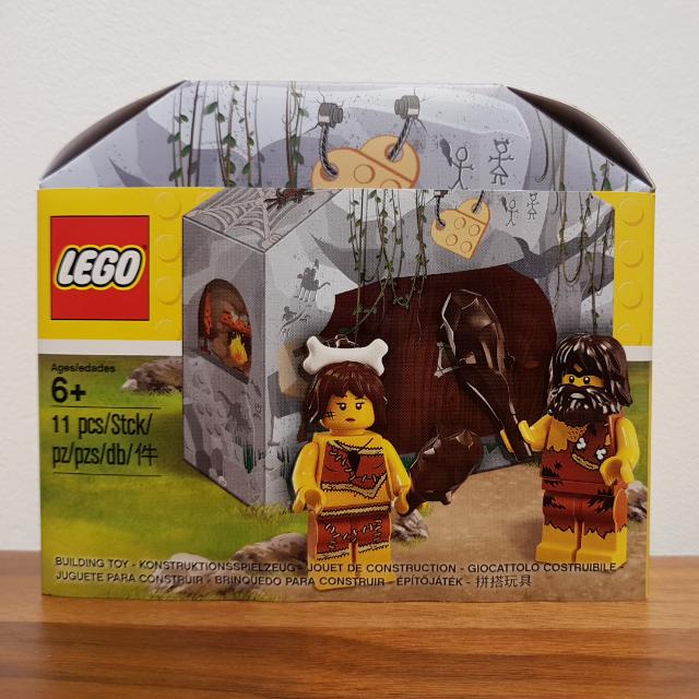 lego iconic cave with caveman and cavewomen minifigs, Toys & Games ...
