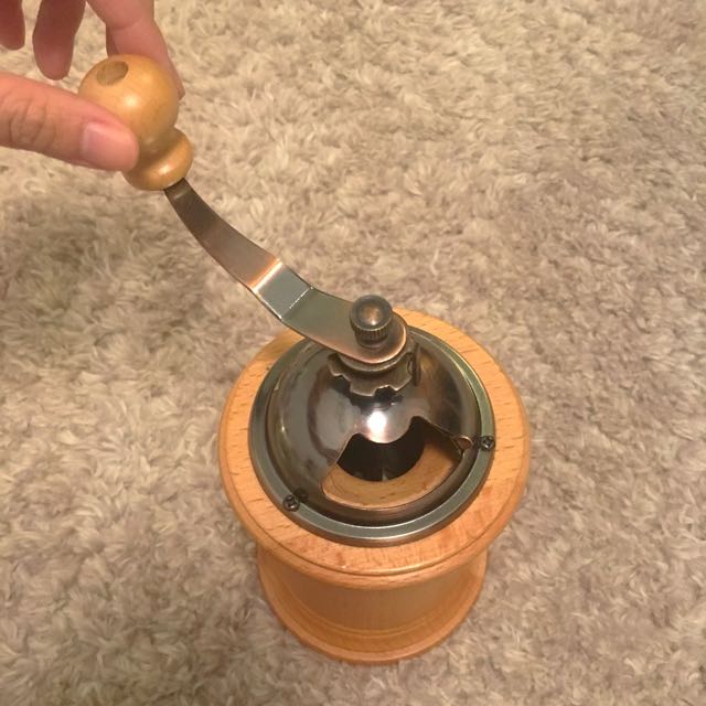 Haribo Wooden Coffee Hand Grinder, TV & Home Appliances, Kitchen ...
