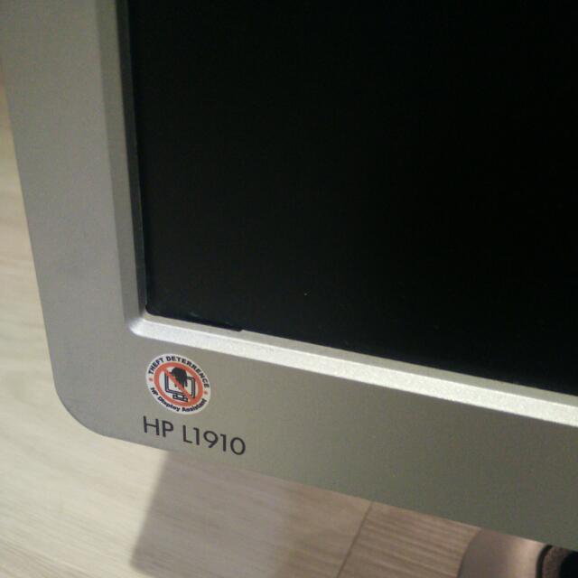 HP L1910 19" Inch LCD Monitor, Computers & Tech, Parts & Accessories ...