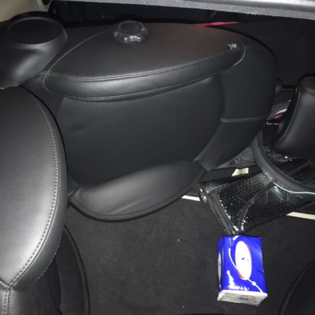 Mini Countryman R60 Original Seats X 2 - Carousell