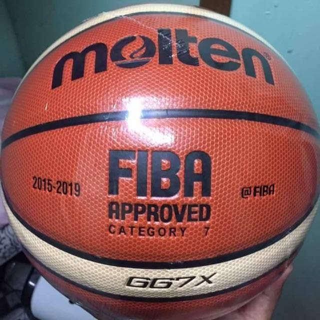 Molten GG7X balls, Sports Equipment, Sports & Games, Skates ...